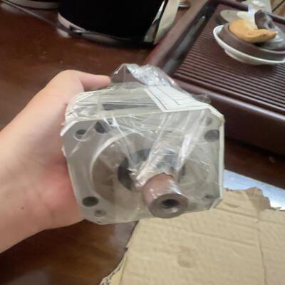 （议价）60-LB减速机电机STP-48D4008