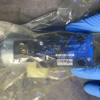 D1VW004CNJW91 电磁换向阀 Parker液压工控配件议价维修