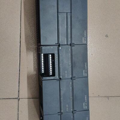S7-200 SMART CPUST40 EM DT32 DE16 PLC工控扩展模块议价维修