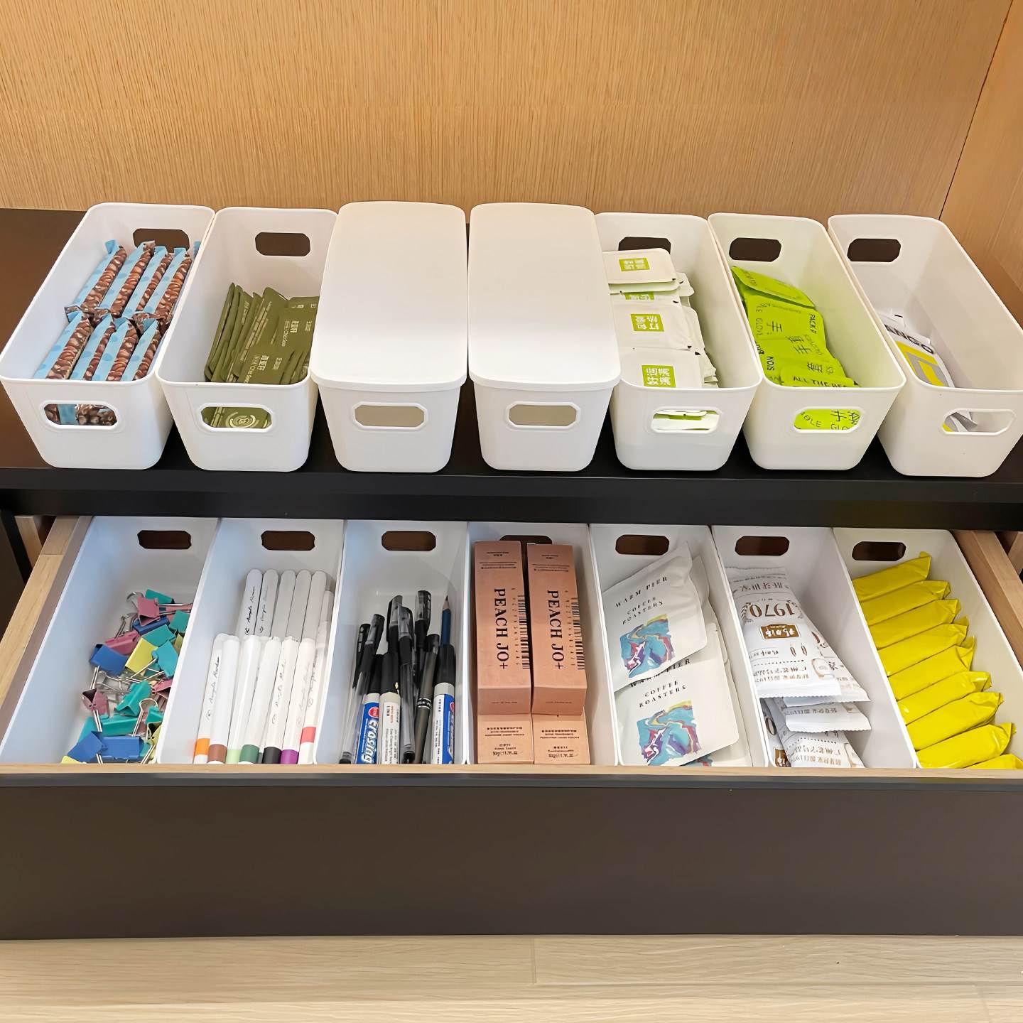 抽屉分隔收纳盒化妆品粉扑遥控器桌面小杂物神器梳妆台整理置物盒