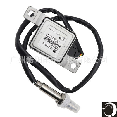 03L907807AF汽车氮氧传感器适用VolkswagenPassat12-14跨境代发