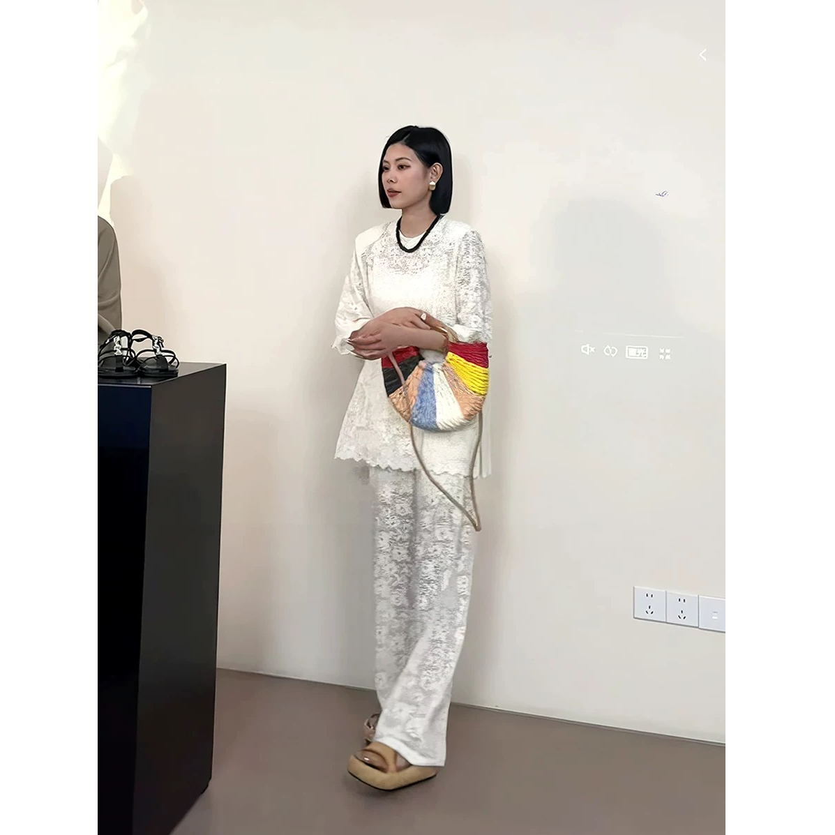 2026夏季新款法式复古白色蕾丝套装女宽松显瘦短袖阔腿裤两件套