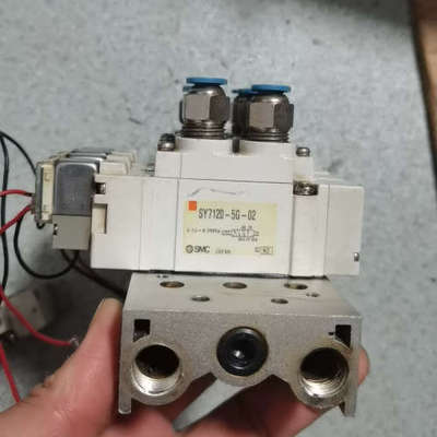 SMC电磁阀  SY7120-5G-02，四个, SY712议价