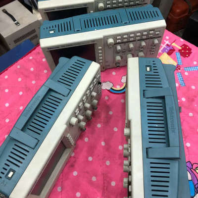 泰克TDS1002B示波器，成色如图，无附件，700一台，邮议价