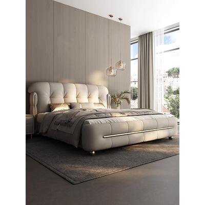 高端法式主卧皮床，典雅奢华的钢琴键，覆古设计师红糖大软装双人