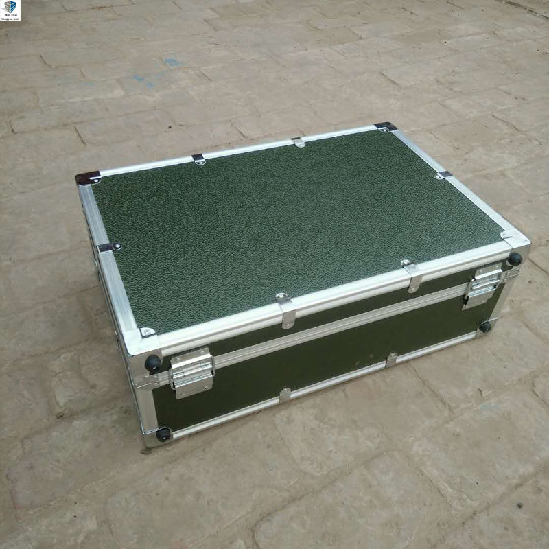好货定做绿色工具仪器拉杆手提箱航空密码铝箱定制演出道具箱内衬