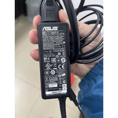 适用于华硕液晶显示变压器充电器电缆19V1.31A1.58A2.1A电源适配