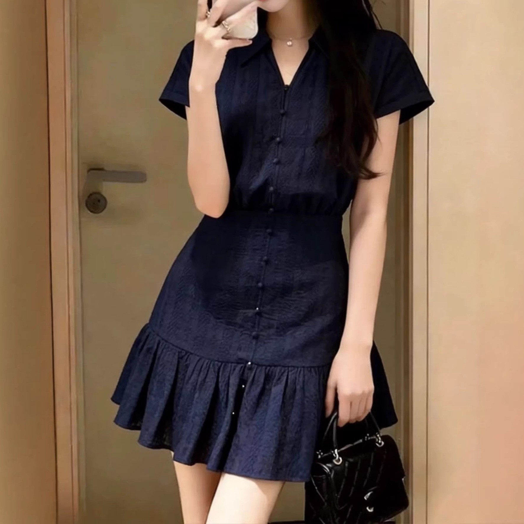 进店铺看更多短袖齐膝女裙-夏季新款藏青色少女感收腰短裙