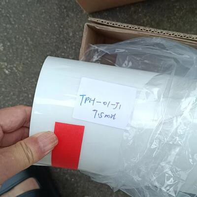 TPH汽LTV车透明护保护膜汽形车透明保膜多少钱汽车隐衣保车护膜