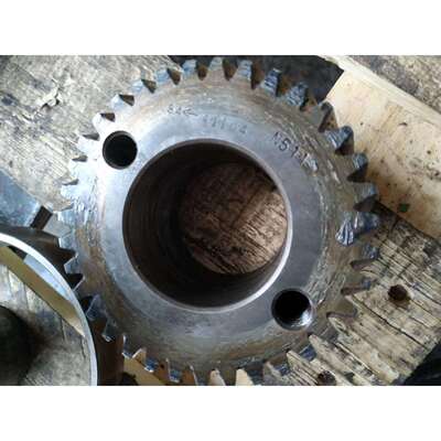 499097-173寿力空压机齿轮寿力空压机配件机头齿轮箱