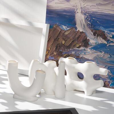 ins北欧白色陶瓷创意简约现代干花花瓶家居装饰客厅水培插花摆件