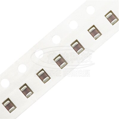 贴片电容 0805 3.9NF 25V 50AV 精度5% C0G 332J (100只)