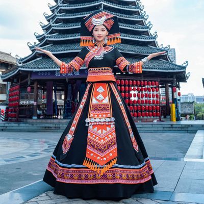 广西壮族三月三民族演出服装