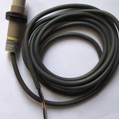 议价电容式接近开关E2K-X4ME1E2K-X4MF1E2K-X4MY1