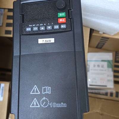 议价380V变频器，型号7.5KWG3/11KWP3，功能完