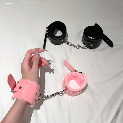 道具手铐毛绒pu皮革剧本杀游戏手链加重情侣加厚脚铐女手环choker