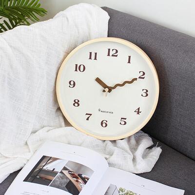 Mjk安静的卧室时钟木挂钟客厅家居创意时尚新墙挂装饰不打孔