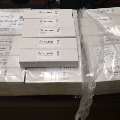 易福门IFM AC2488 有11个