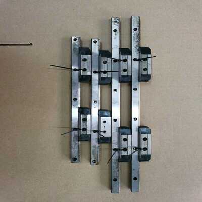 THK交叉滚柱滑轨HR1530，二配一，导轨长355mm/2~询价