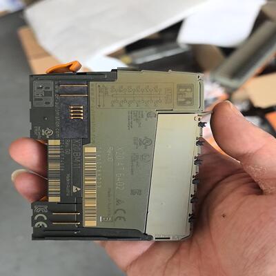 (询价)贝加莱X20AT6402  用，成色如图。剩5