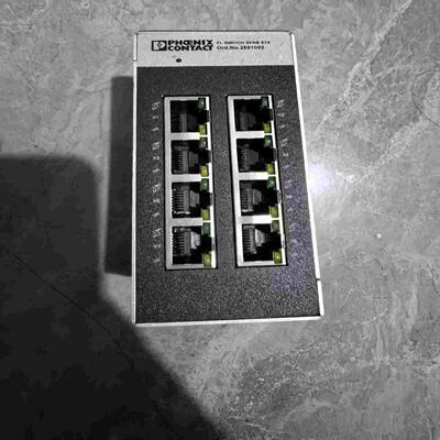 询价~交换机SWITCHSFNB8TX很好，五个，