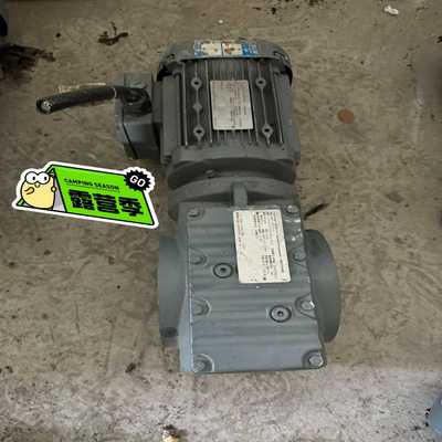 SEW 减速机 SA67  1.5KW  26.93 速比（gg设备）