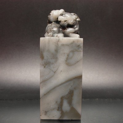巴林石牛角冻石瑞兽雕钮印章篆刻石料33*33*91mm