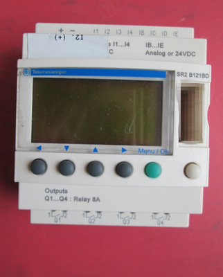 逻辑控制器基本型SR2B121BDDC24V2.7W8A
