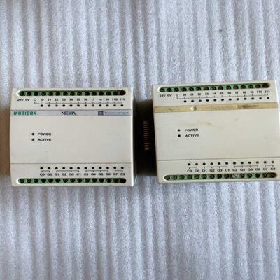 施奈德PLC  TSX08ED12R8