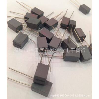 校正电容灰色100V104J0.1UFP5MM