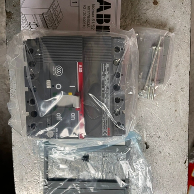 塑壳断路器S2S160 40A 4P议价