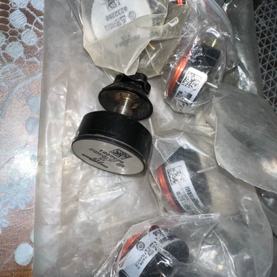 全新MEGATRON P15 1K，#261958，#26195需询价