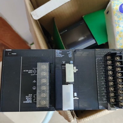 PLC一套，PA205R，CPU42H，ID211，O-议价