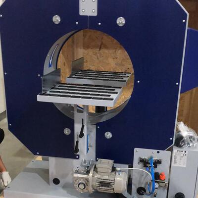 车灯缠绕机 意大利ROBOPAC水平缠绕机COMPACTA 汽车零配件缠绕机