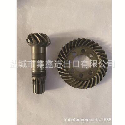 拖拉机配件1A8252-13100前桥盆角齿13-32T大量现货