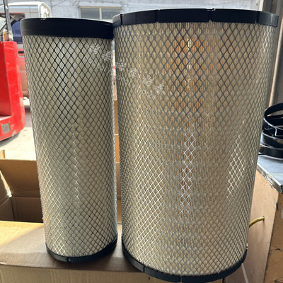 空气滤清器AF25264 P777579 81083040083 E237L C30153空气滤芯