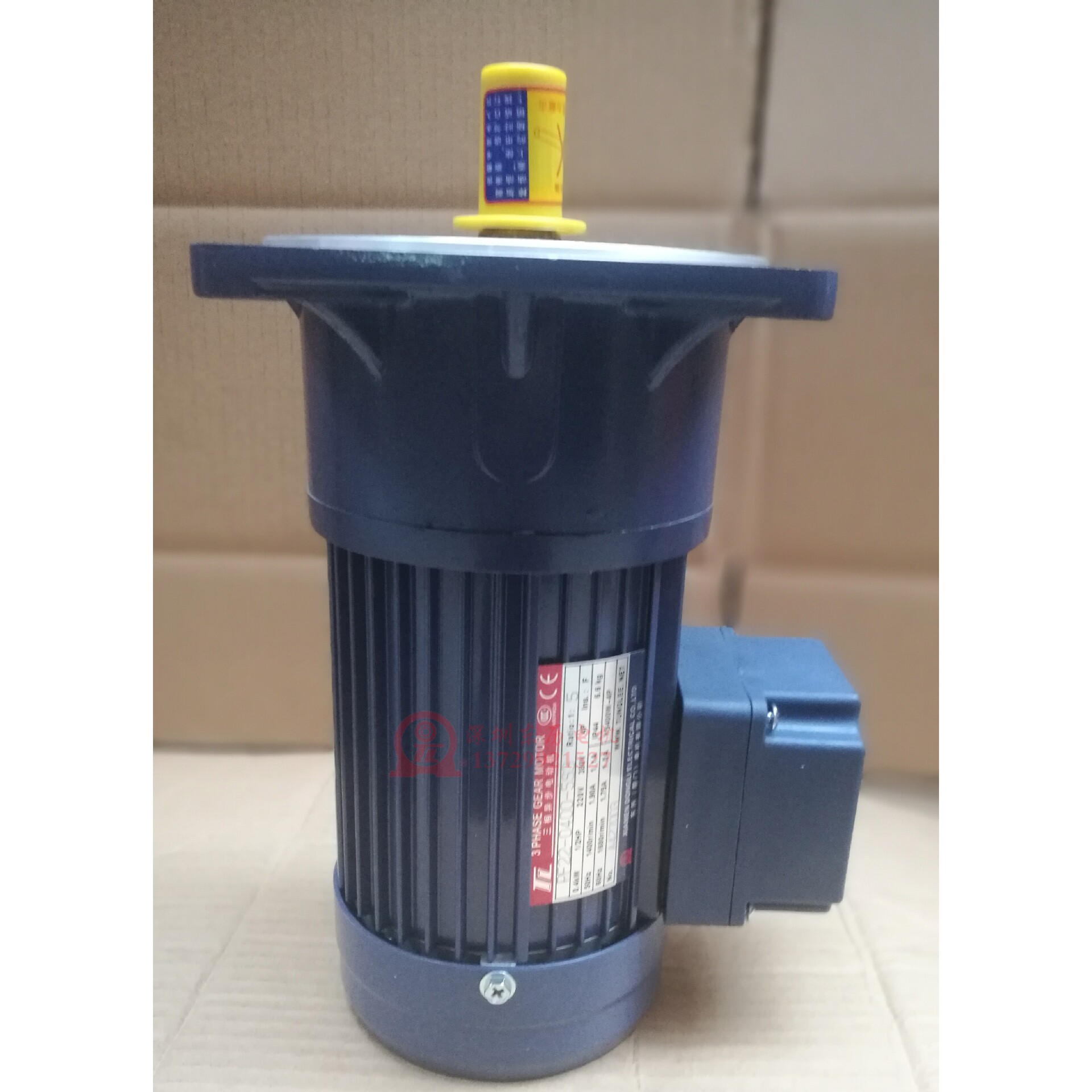 PF22-0400-5S3立式齿轮减速马达0.4KW YS400W-4P 1:5厦门东历电机