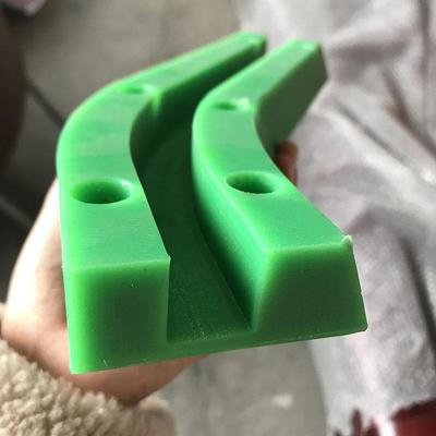 厂家尼龙轨道耐磨链条聚乙烯链条导轨pe直线导轨铝轨护栏垫条