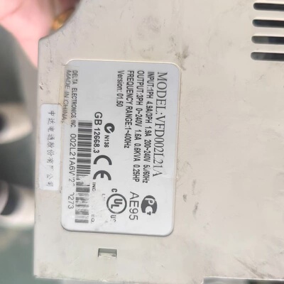 变频器VFD002L21A议价