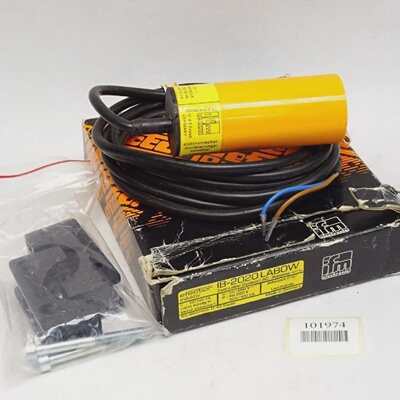议价Ifm Efector Ib2020Labow Nherungsschalter  Neu Ovp适用