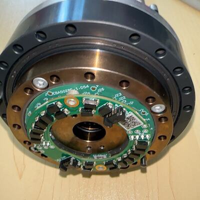 议价Abb Robot Accessories Motor 3Hac074321001 With Reducer适