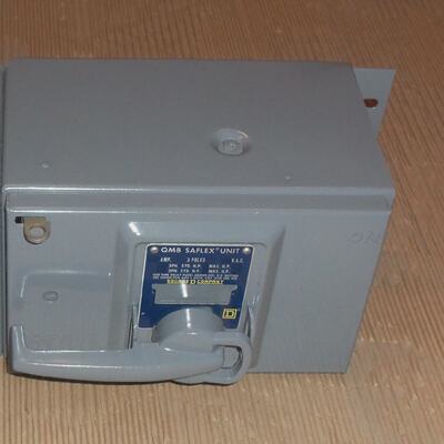 SQUARE D QMB QMB3210RS 100 AMP 240V FUSED FUSIBLE PANELBOARD