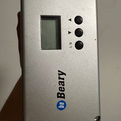 全新be  Beary定位器，银色双作用带包装，黄色单作用没-议价