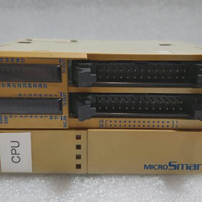 Used IDEC IZUMI  FC4AD40S3DS828  MicroSmart CPU UNIT