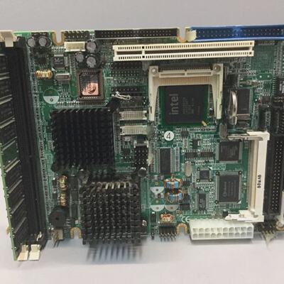 IB880SC6KR  Ibase Embedded  IB880SC6KR  CPU tafel Used