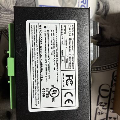 议价全新美国红狮N-TRON 508FX2-SC-S工业交换机，带原包装和光碟