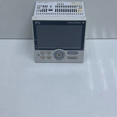 YOKOGAWA UT35A2011000 Temperaturregler