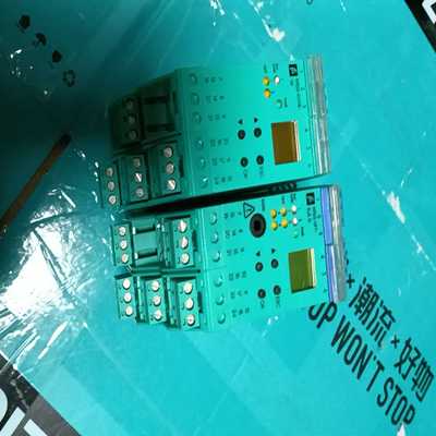 出这款PEPPERLFUCHS品牌的安全继电器为绿色，型号--议价商品