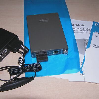 DLink DMC300SC Media Converter 10100BASETX to 100BASEFX simi