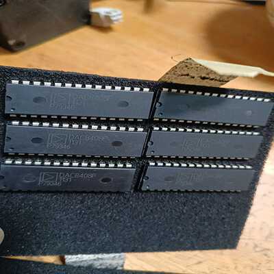 DAC8408F6个单价50元--议价商品